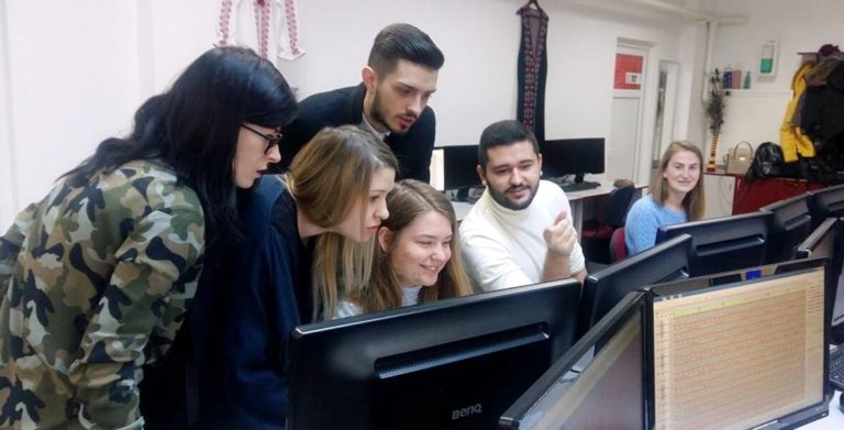 About WE-TEAM - WE-TEAM